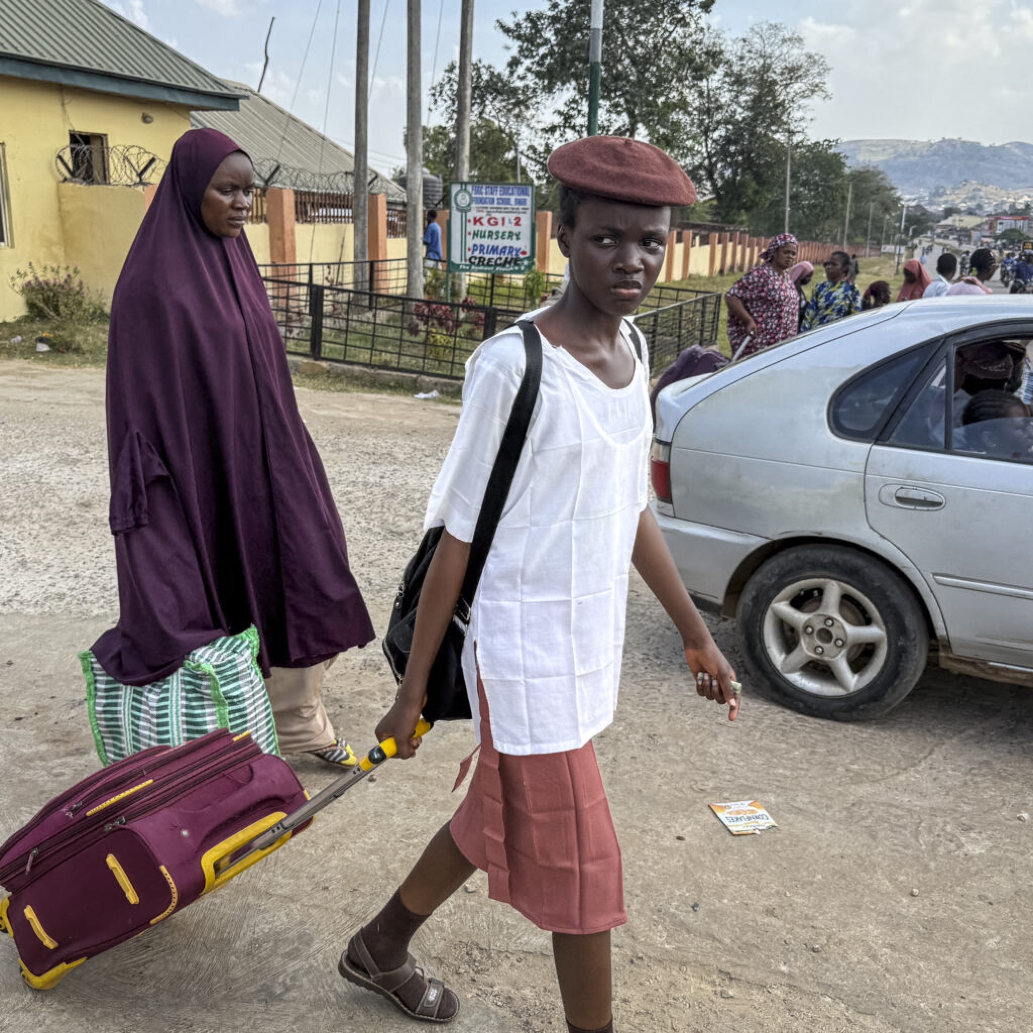 In Nigeria, Parents rush to get their kids out of the Federal ...